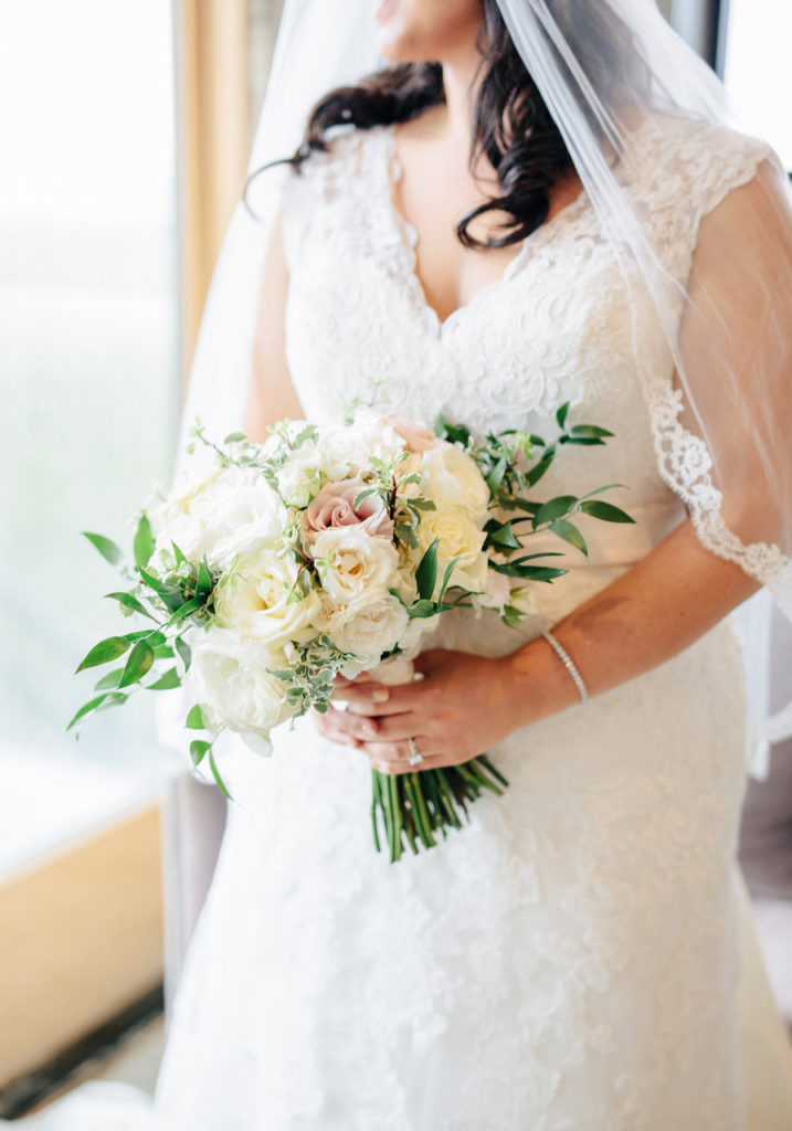 Bouquet Size and Style Guide | Michigan Wedding Florist